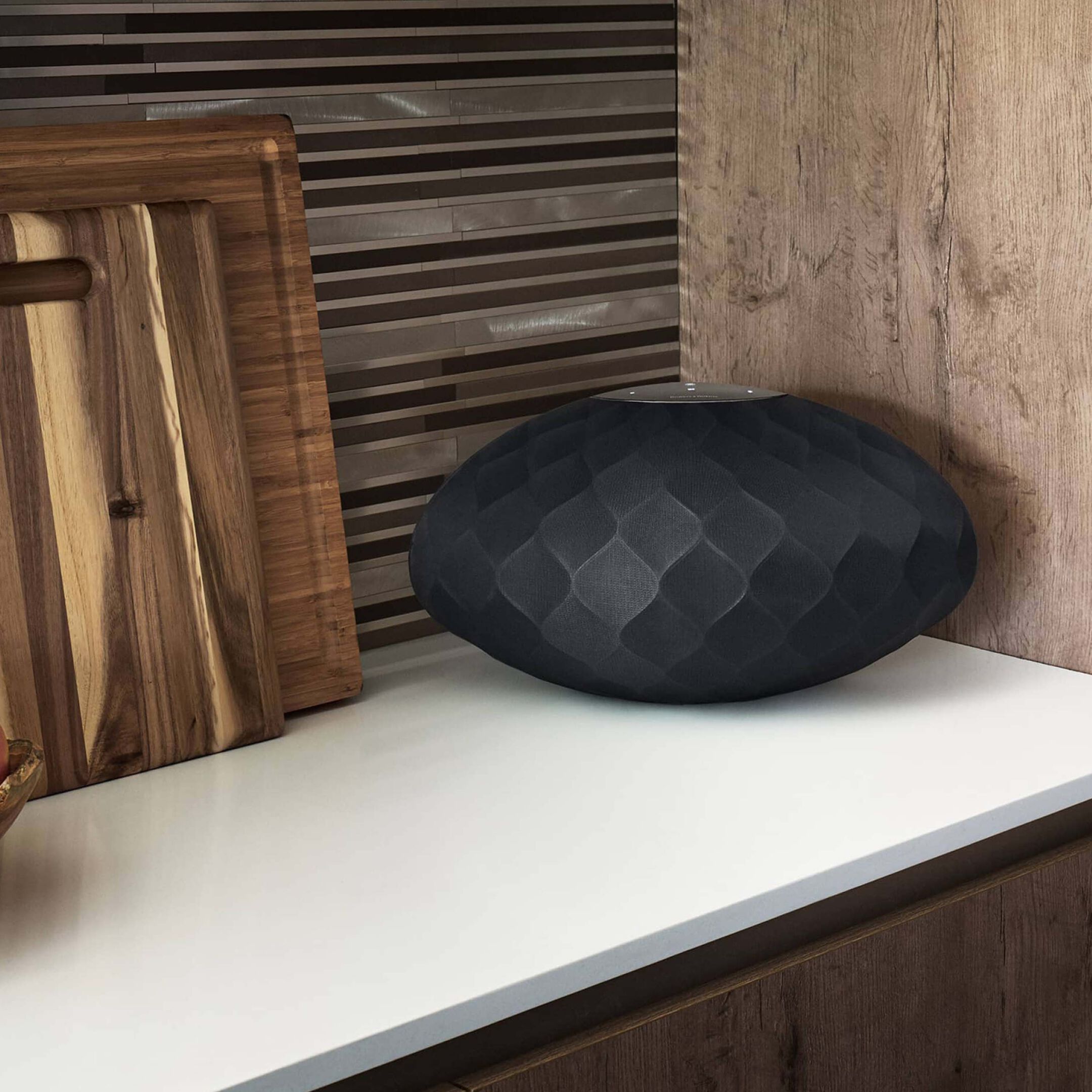 Formation Wedge - Elegant versatile wireless speaker | Bowers & Wilkins - Global
