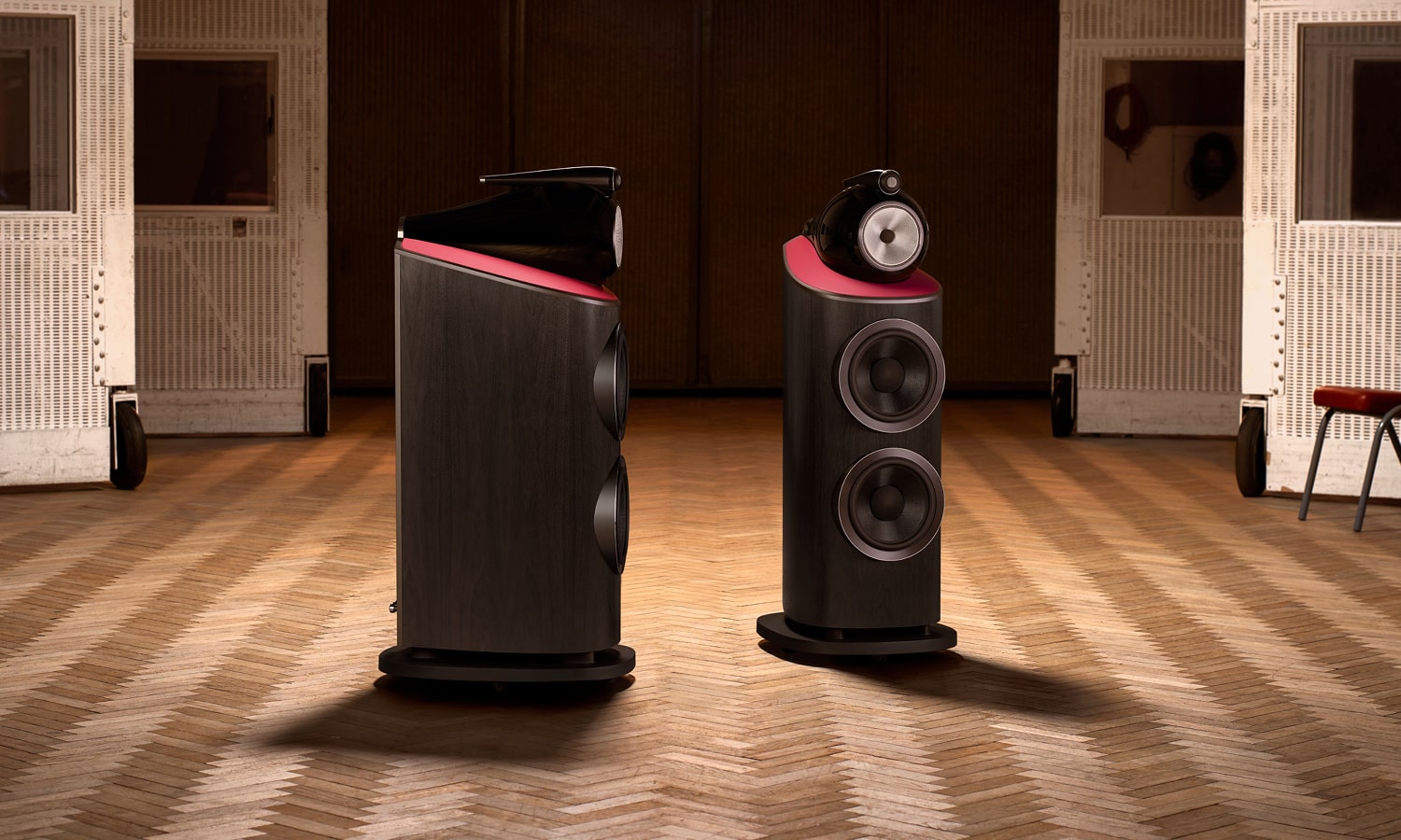 Pi8 - 参考级入耳式真无线耳机 | Bowers & Wilkins - 中国